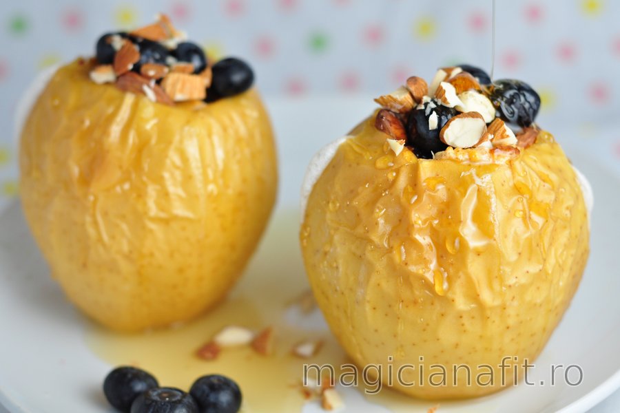 Mere coapte cu brânză quark și nuci | magicianafit.ro