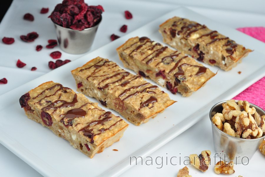 Batoane simple cu brânză quark-ovăz | magicianafit.ro